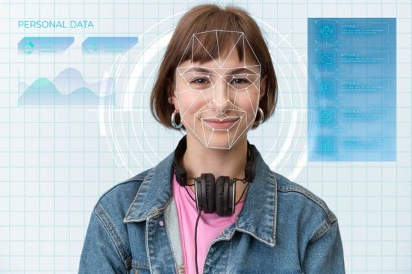 A Look at Who Uses Biometrics Today ?Biometrics in Action